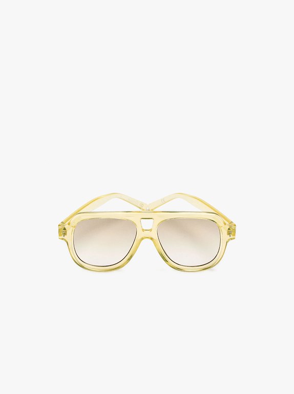 AVIATOR STYLE SUNGLASSES