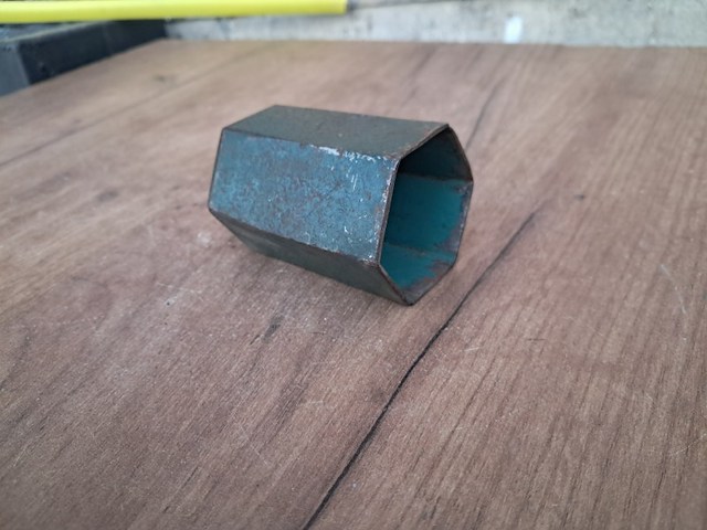 Cevasti ključ nasadni 46mm. 1/2 inča