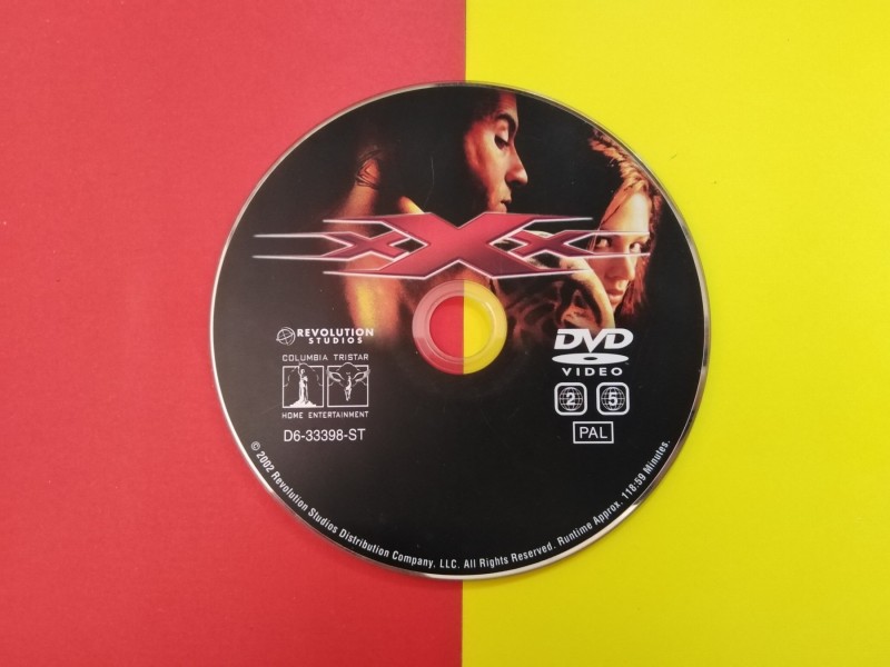 omiljeni film = XXX