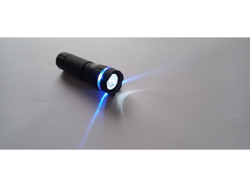 NOVO! LED baterijska lampa PROSTO u radu