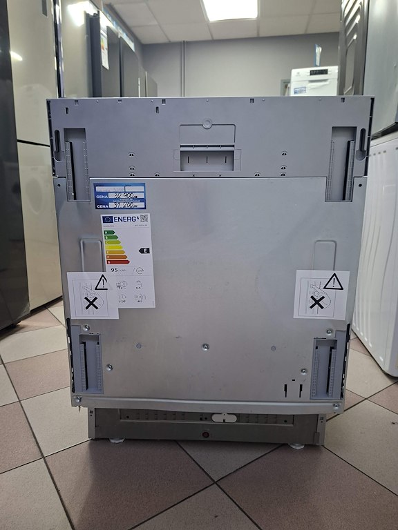UGRADNA SUDO MAŠINA WHIRLPOOL W2I HD524 AS , 14 KOMPLETA