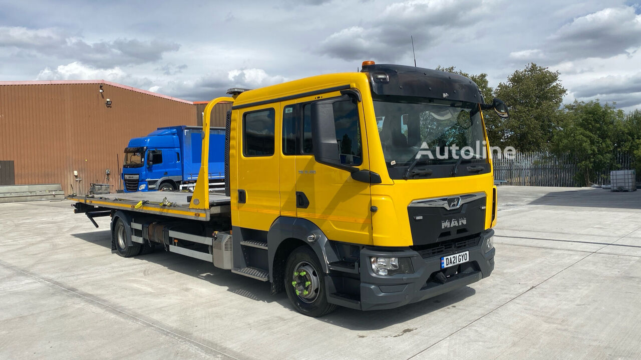 Prodaje se MAN TGL 12.220 šlep auto na aukciji