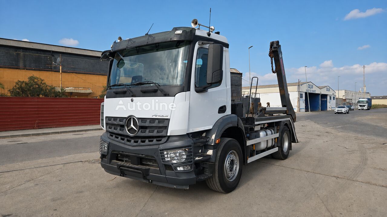 Mercedes-Benz AROCS 1840 kamion autopodizač kontejnera