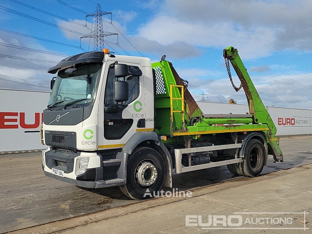 Prodaje se Volvo FL250 kamion podizač kontejnera na aukciji