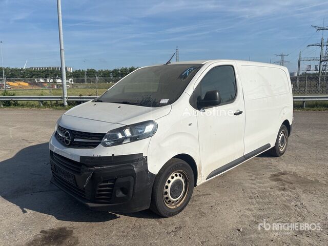 Prodaje se Opel Vivaro minibus furgon na aukciji