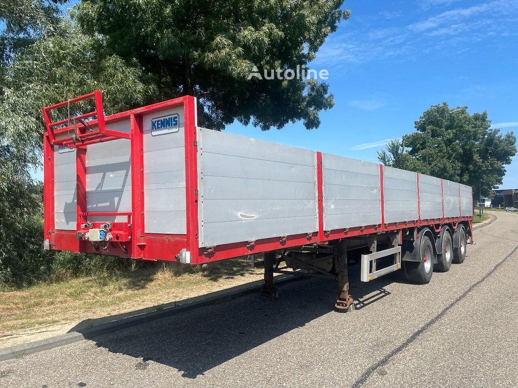 Pacton T3-003 poluprikolica sa ravnom platformom