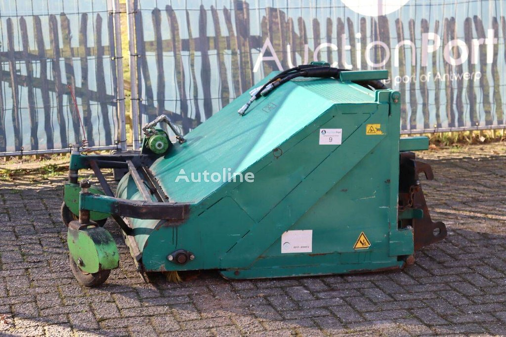 Prodaje se WeedControl četku za čišćenje ulica na aukciji