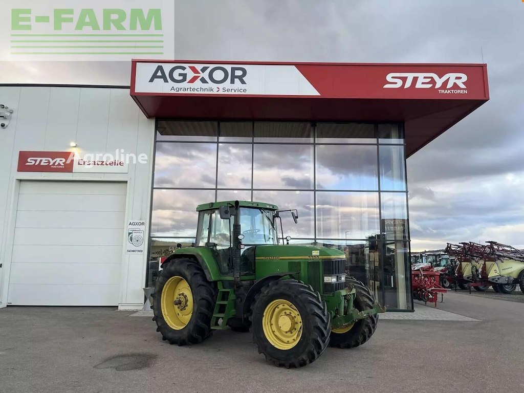 John Deere 7700 traktor točkaš