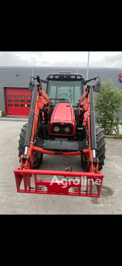 Prodaje se Massey Ferguson 5455 traktor točkaš na aukciji