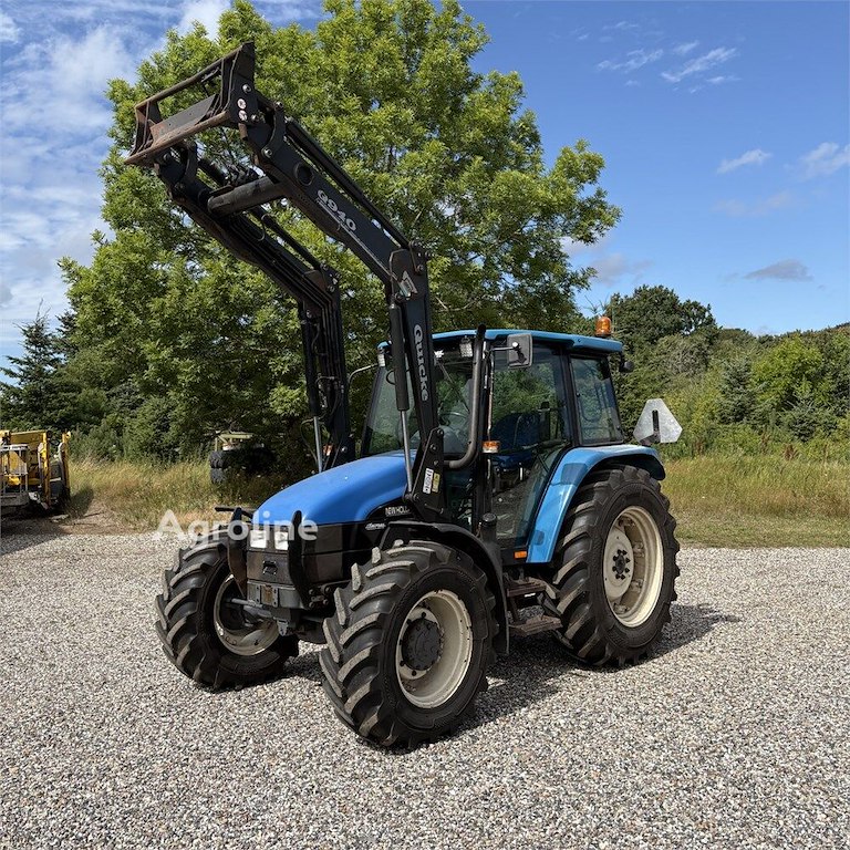 Prodaje se New Holland TM90 L3 traktor točkaš na aukciji