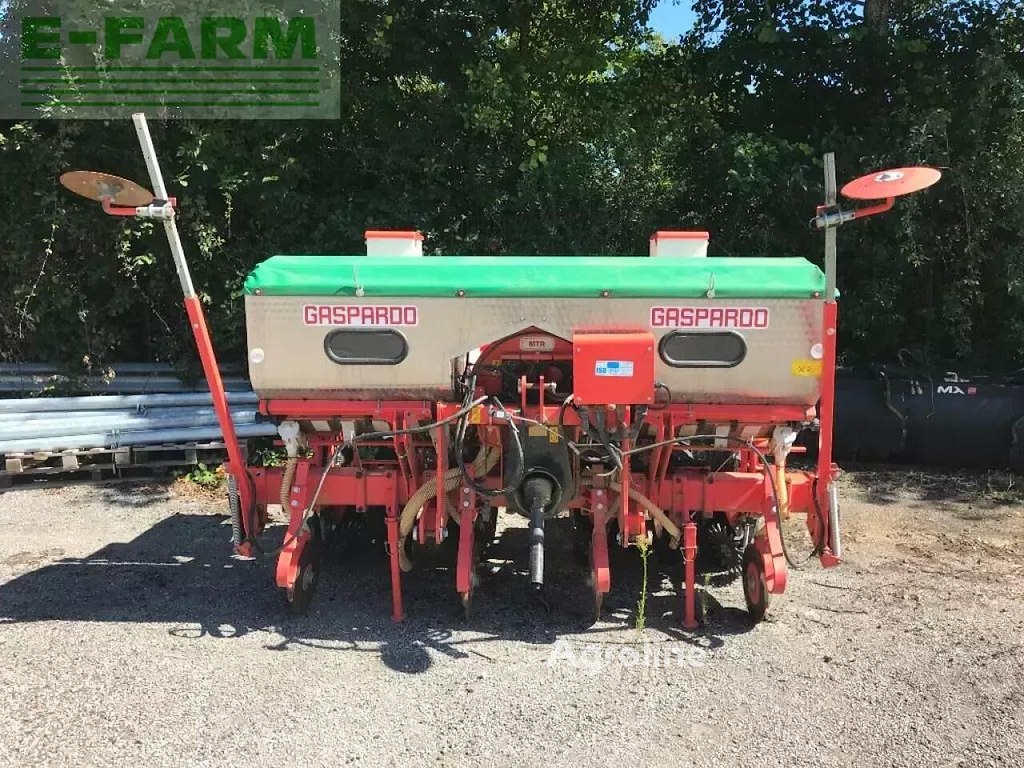 Gehl mte 4 rangs isotronic pneumatska precizna sejalica