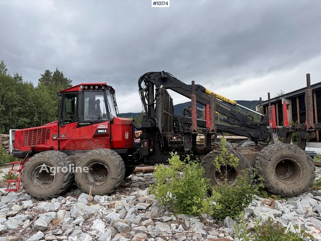 Komatsu 890.3 forvarder