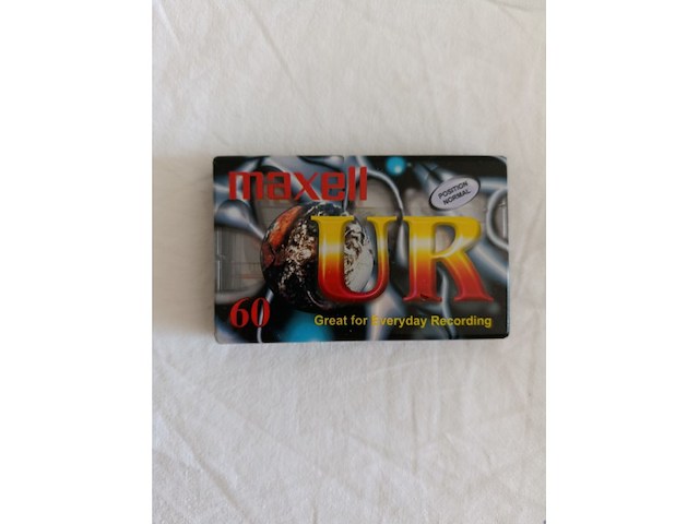 Maxell UR 60 kaseta
