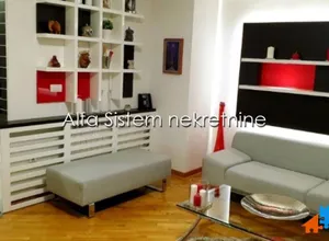 Izdavanje Stan - Beograd, Vračar: Hram Svetog Save - Neimar - Čubura