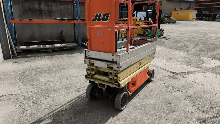Makazasti podizni sto
JLG 1930 Es