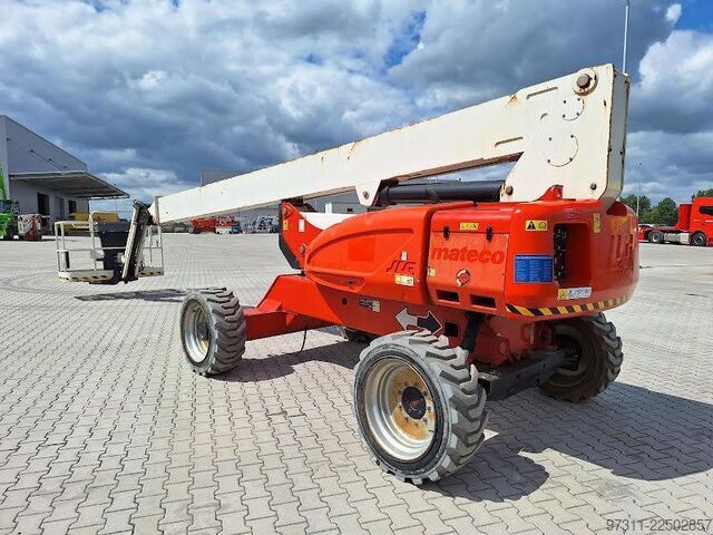 Artikulisan teleskopski bum lift
JLG M600JP