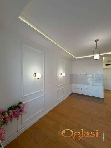 LUX Garsonjera u centru grada 26m2 Terasa lift Vlasnik