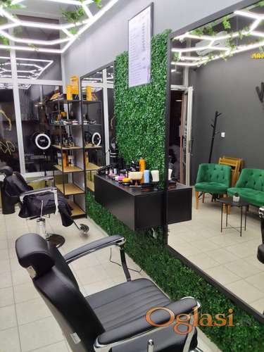 Izdajem frizerski salon u Novom Sadu na Novoj Detelinari