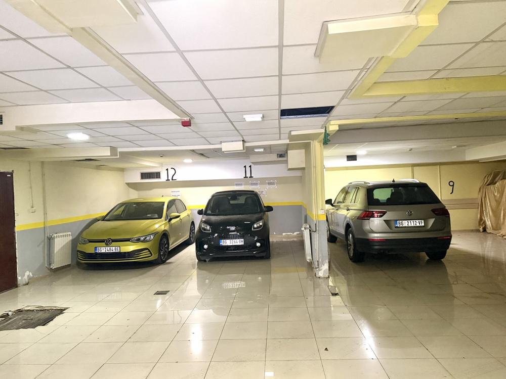 Prodaje se garažno mesto Autokomanda ID#1765
25.000 €