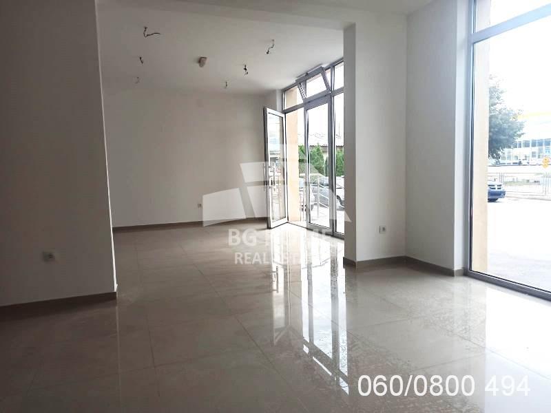 Lokal u Zemunu, Ugrinovačka ID#2128
240.000 €