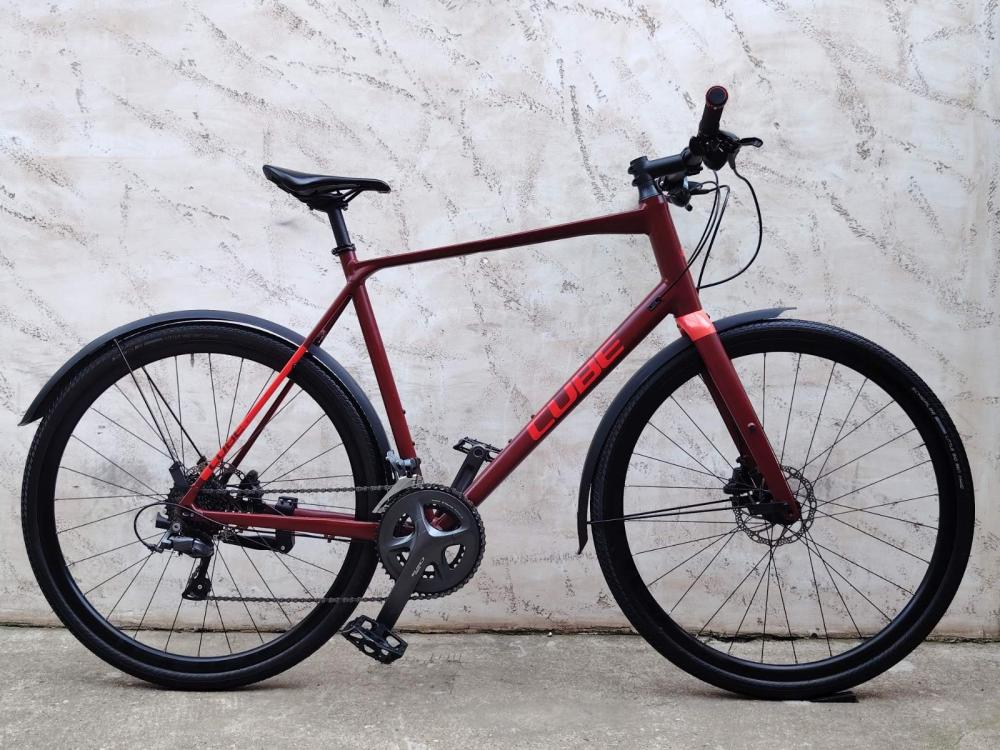 CUBE SL ROAD 62cm.CLARIS FULL oprema prelep model
