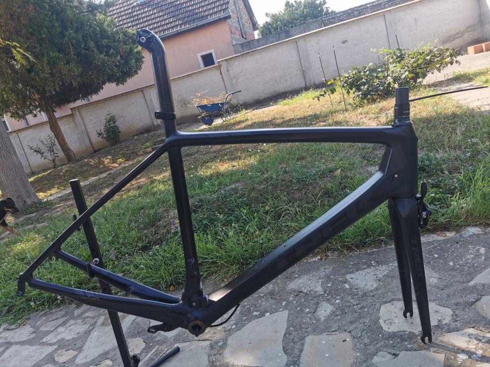 Trek Madona 7 frameset
