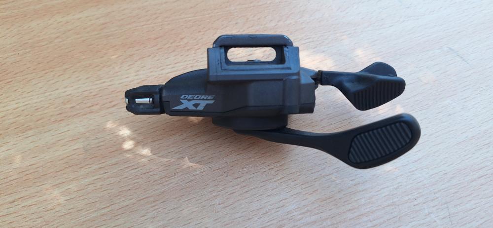 Desni šifter Shimano XT SL-M8100 12 s