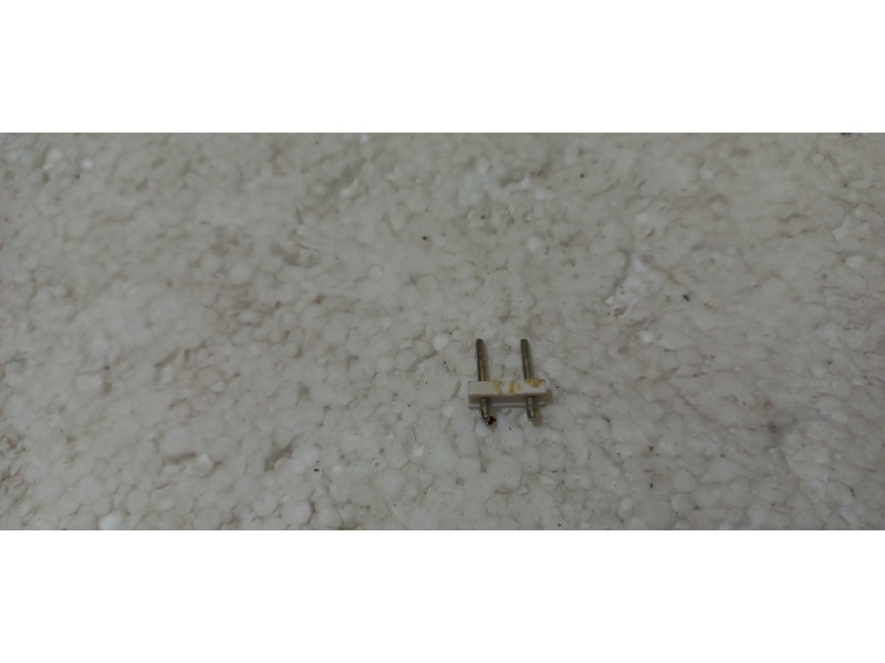 Iglica 2 pin za ugradnju Sony