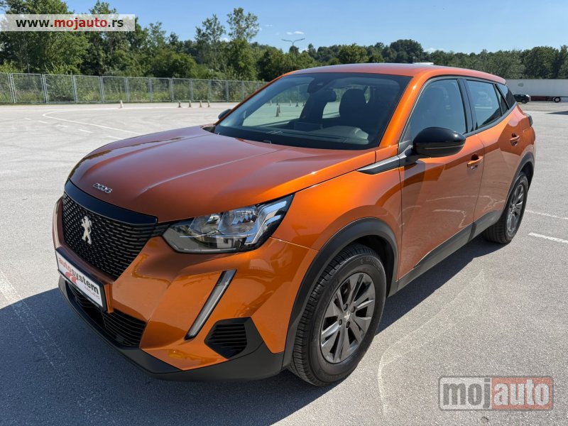 Peugeot 2008 1.2 KREDITI NA LICU MESTA