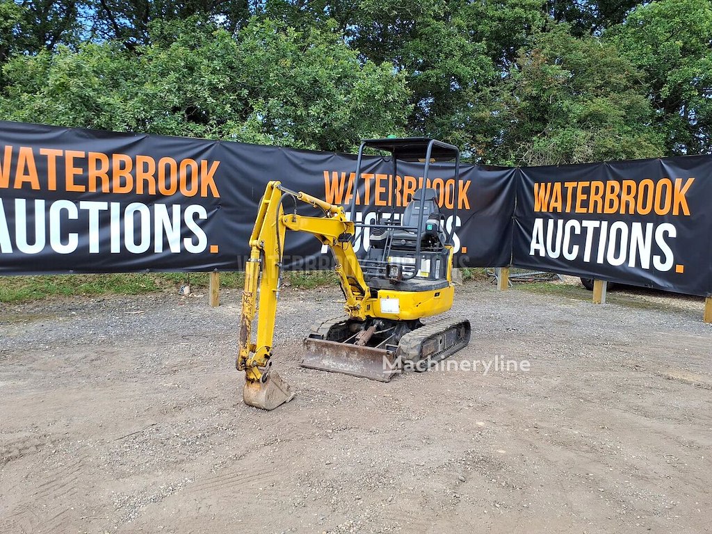 Komatsu PC14R-3 HS mini bager