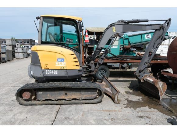 Prodaje se Volvo ECR48C mini bager na aukciji