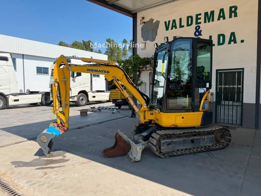 Komatsu PC 26 mini bager