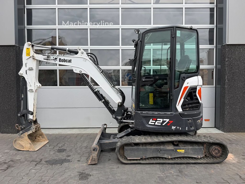 Bobcat E27z mini bager
