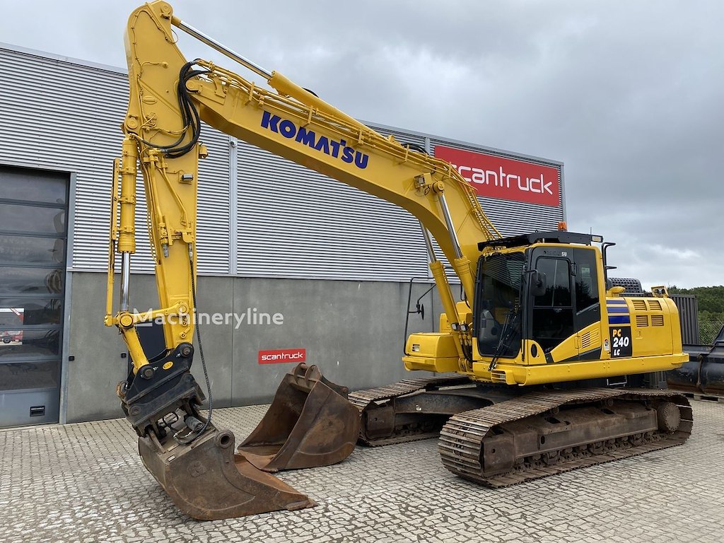 Komatsu PC240LCD-11 bager guseničar