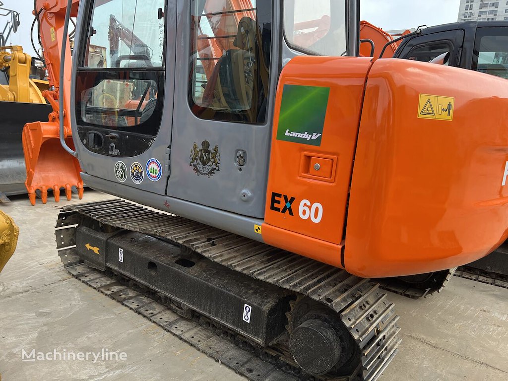 Hitachi EX60 midi bager