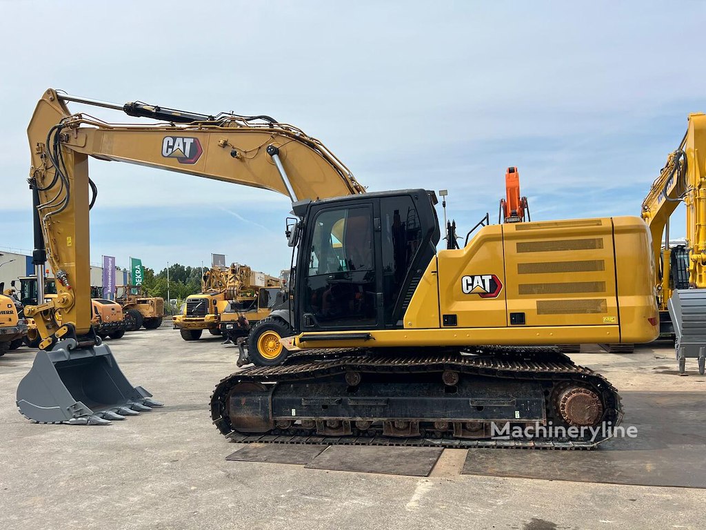 Caterpillar 330 NG 07B . bager guseničar