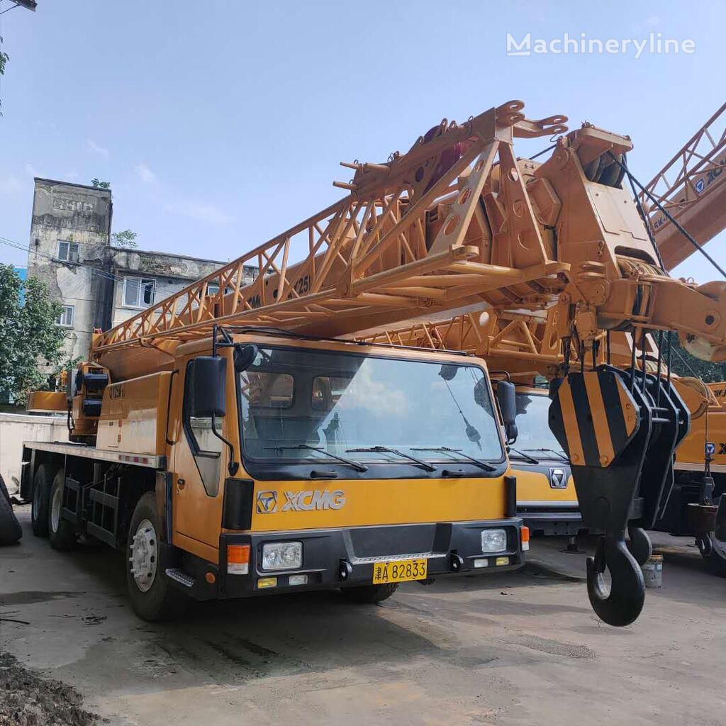 XCMG QY25 dizalica za sve terene