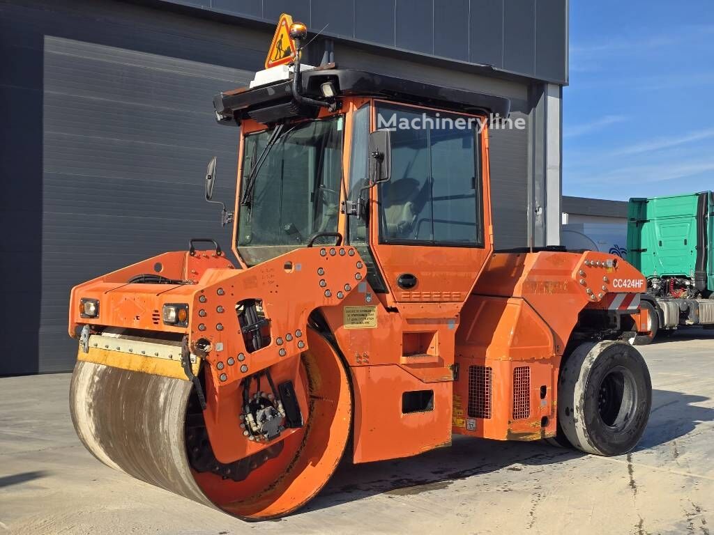Dynapac CC424C valjak za asfalt