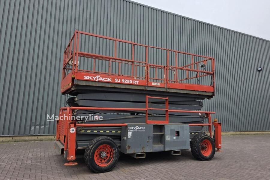 Skyjack SJ9250RT Diesel, 4x4 Drive, 17.2m Working Height, makazasta platforma