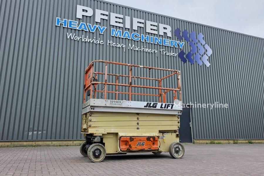JLG 3246ES Electric, 11.7m Working Height, 320kg Capac makazasta platforma