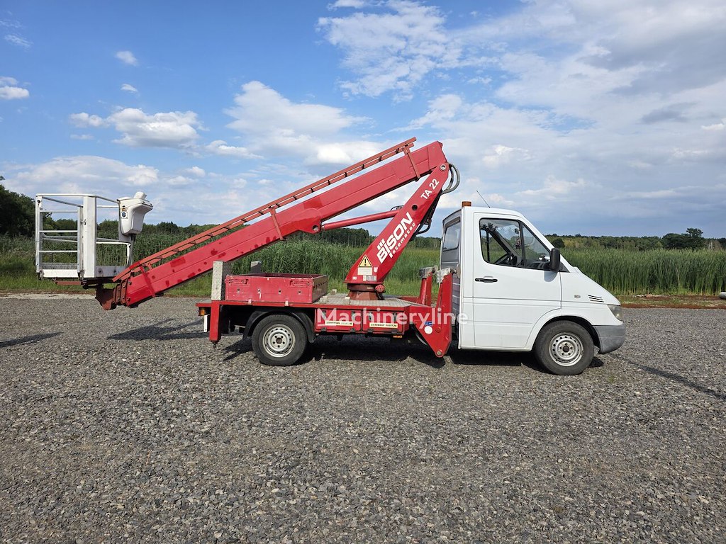 Mercedes-Benz Sprinter auto dizalica s korpom