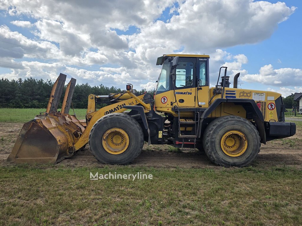 Komatsu WA 380 prednji utovarivač