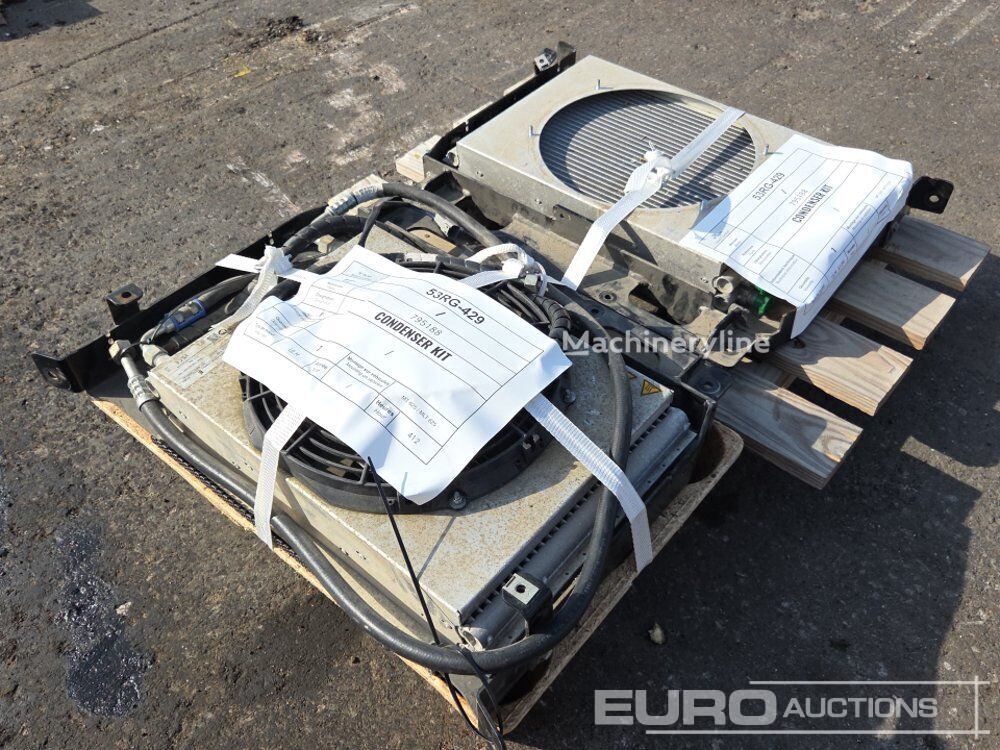 Prodaje se Condernser Kit (2 of) 795188 radijator za hlađenje motora za građevinske mašine na aukciji