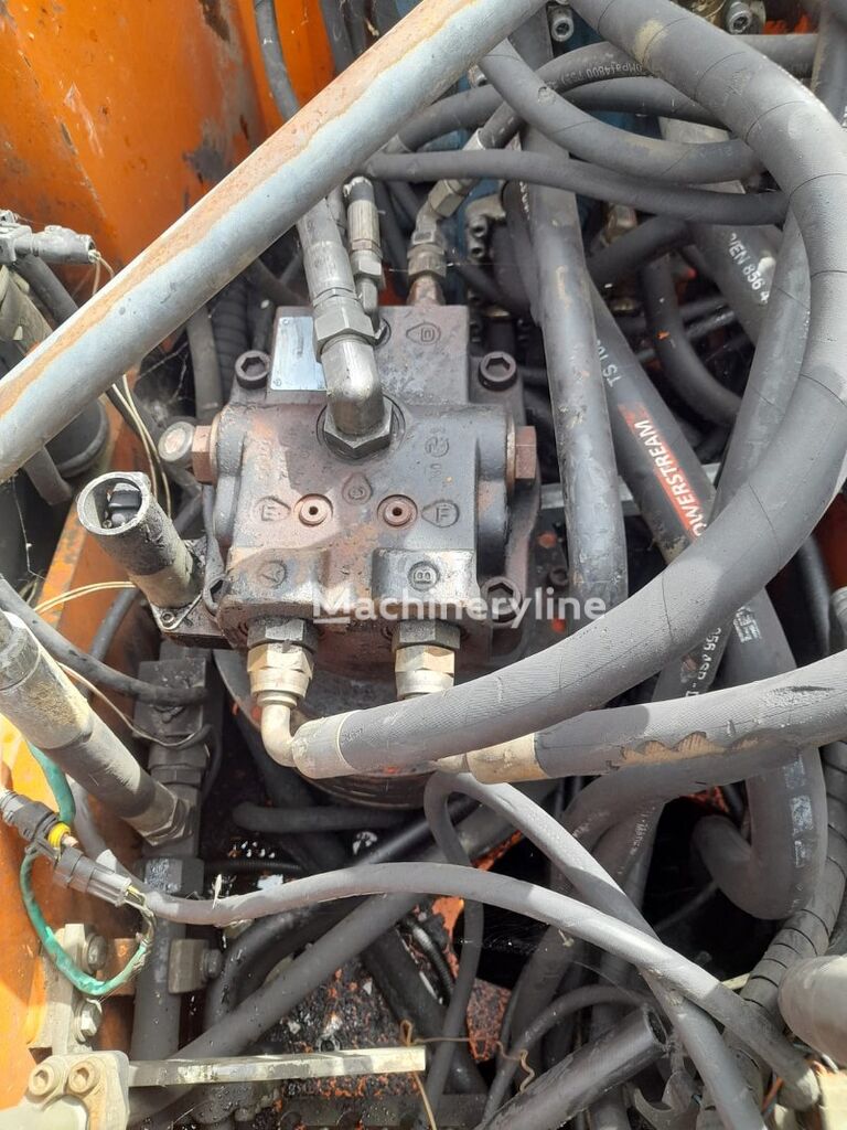 A10F D85VRZ81B rotacioni prenosnik za Fiat-Kobelco E175W bagera