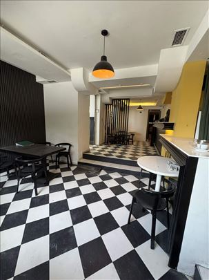 Banovo brdo, lokal, 100m2 veliki izlog, basta , sr