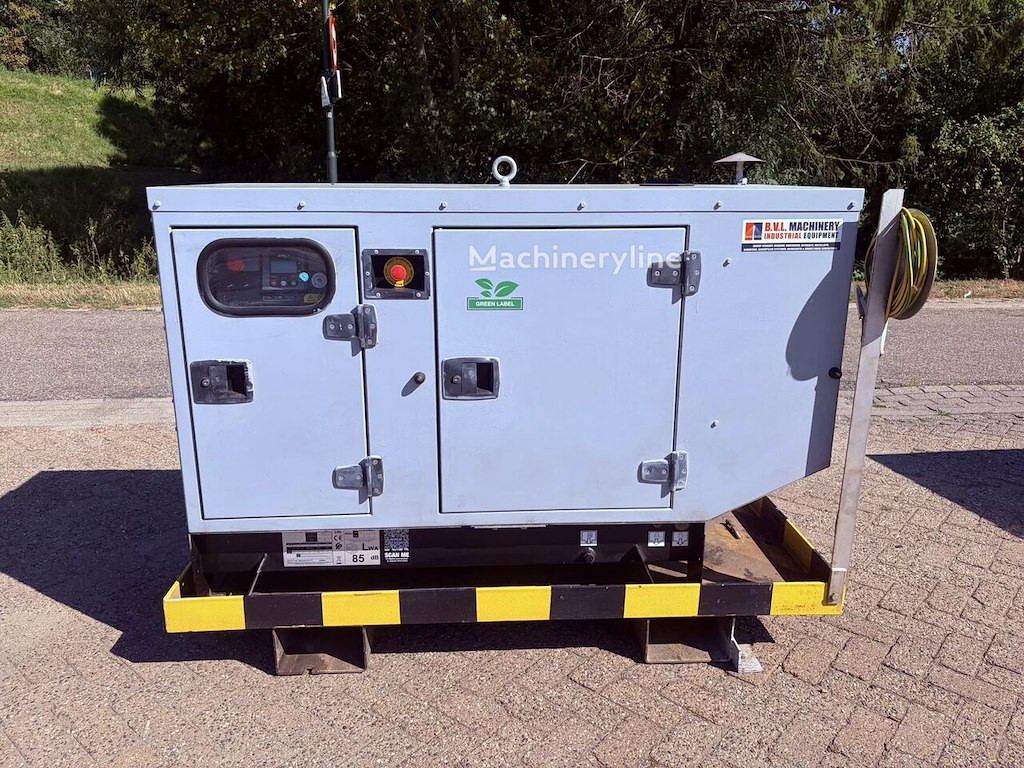 Kohler SDMO Kohler K12C5 12 kVA aggregaat generator set low running hou diesel generator