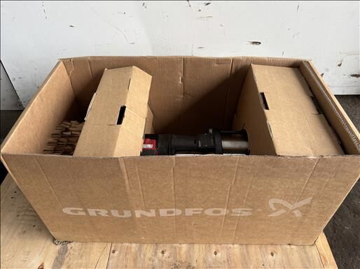 Grundfos CRIE311ACAAE Vertical multistage pump industrijska pumpa