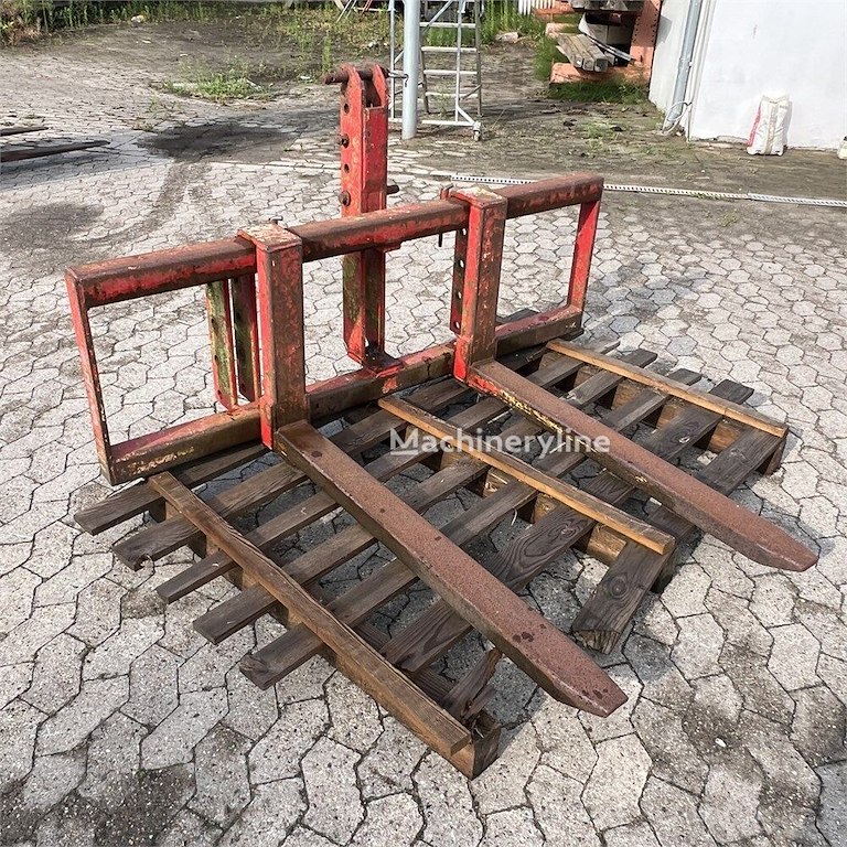 Prodaje se ABC Forks višepaletni manipulator na aukciji