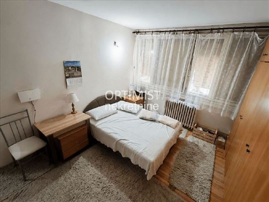 Banovo brdo, funkcionalan, uknjižen ID#3597