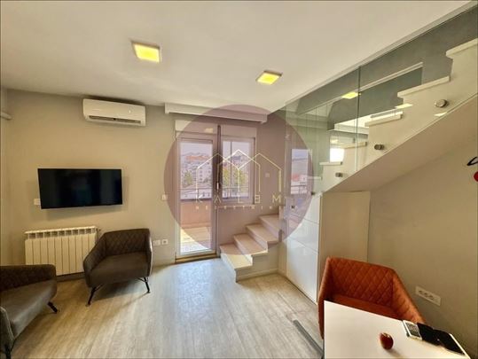 Zvezdara - Đeram pijaca, Pećska - odličan duplex,